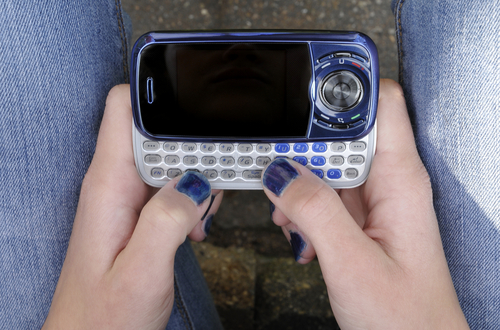How many hours do students spend texting every day? - eCampus News